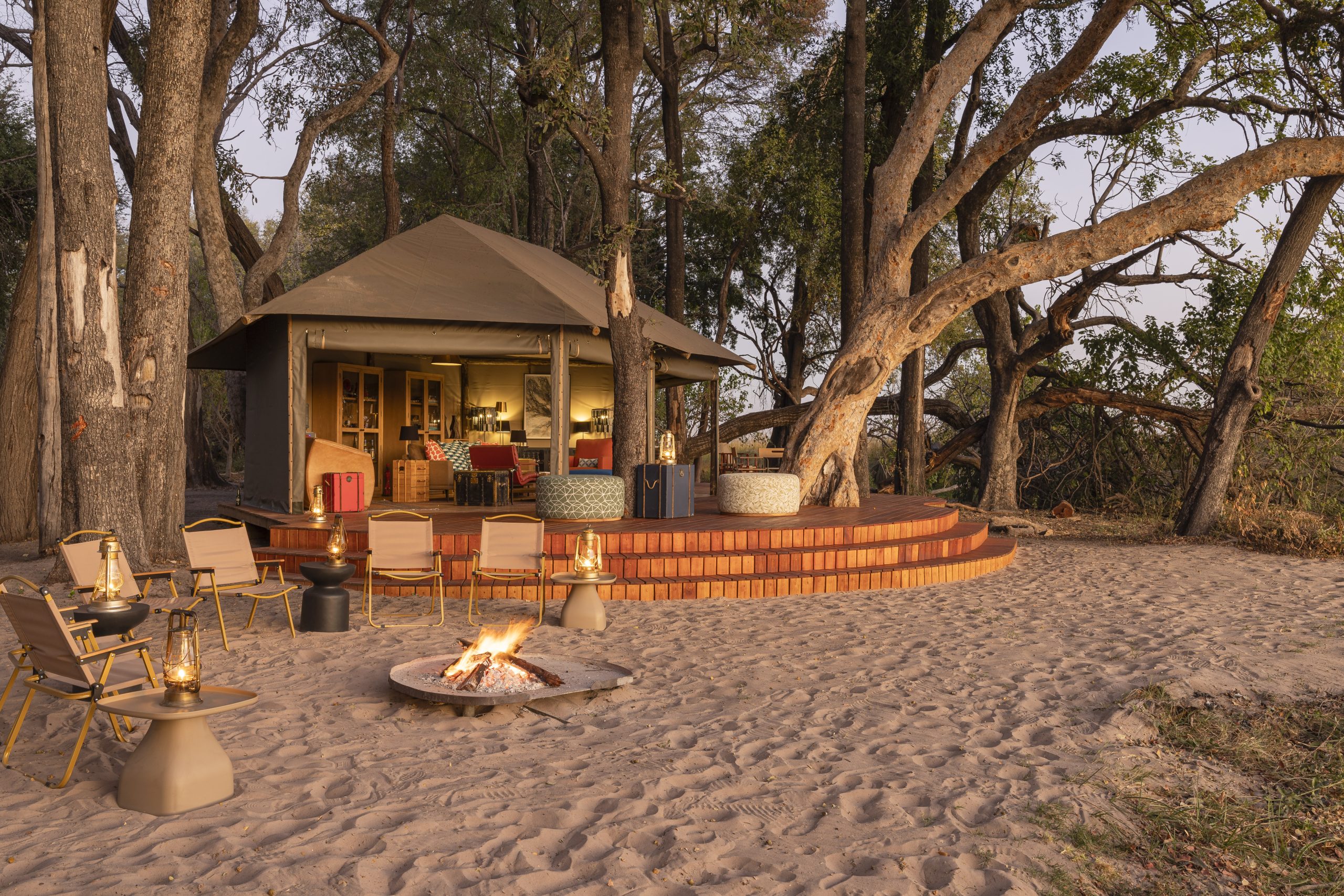 Shinde Footsteps | Okavango Delta Walking Safaris | SAFARI FRANK