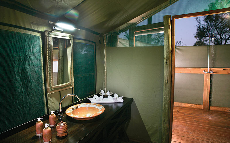 Moremi Crossing | Okavango Delta Safari Camp | SAFARI FRANK