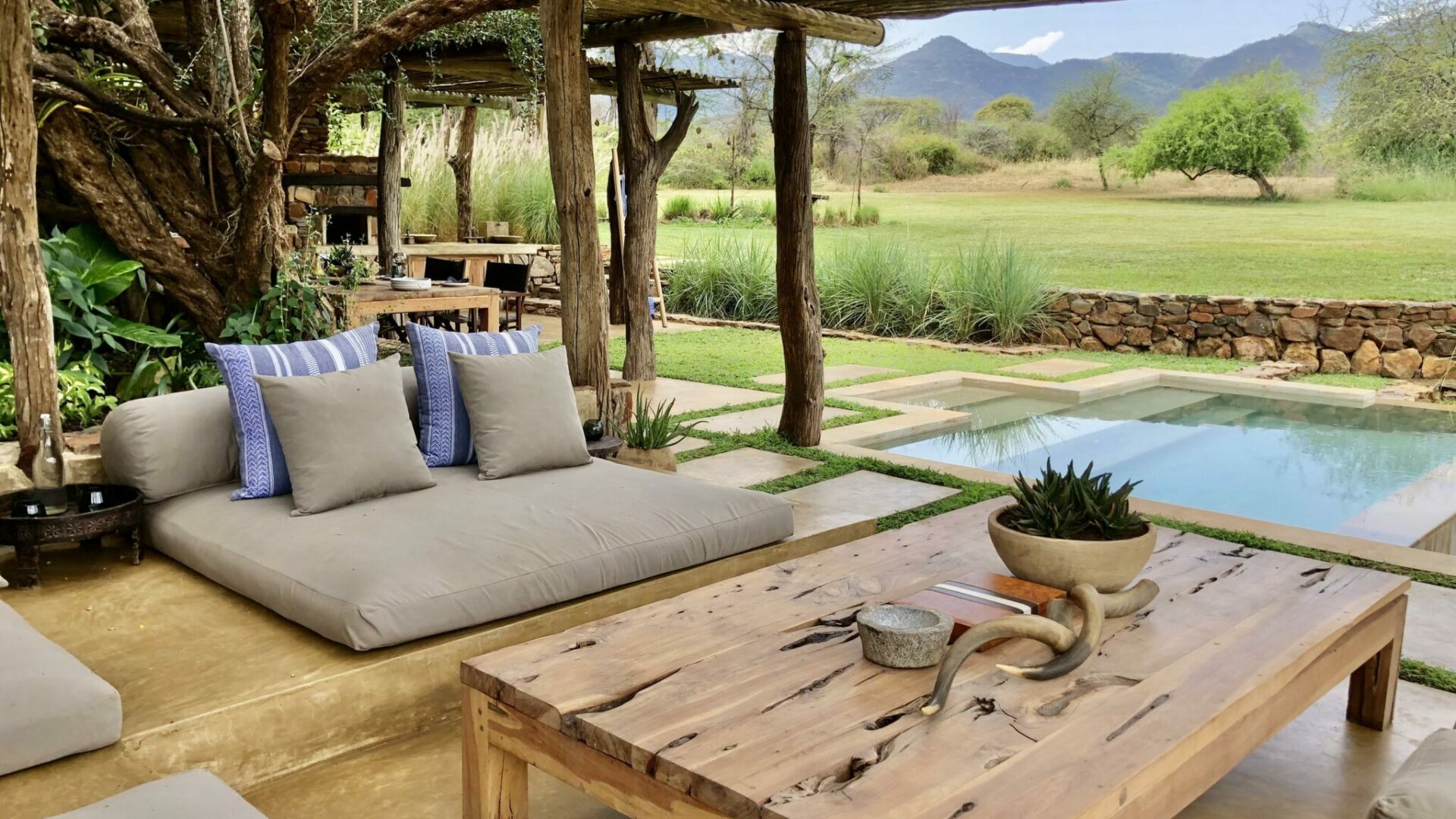 Kalepo Camp | Namunyak Conservancy | SAFARI FRANK