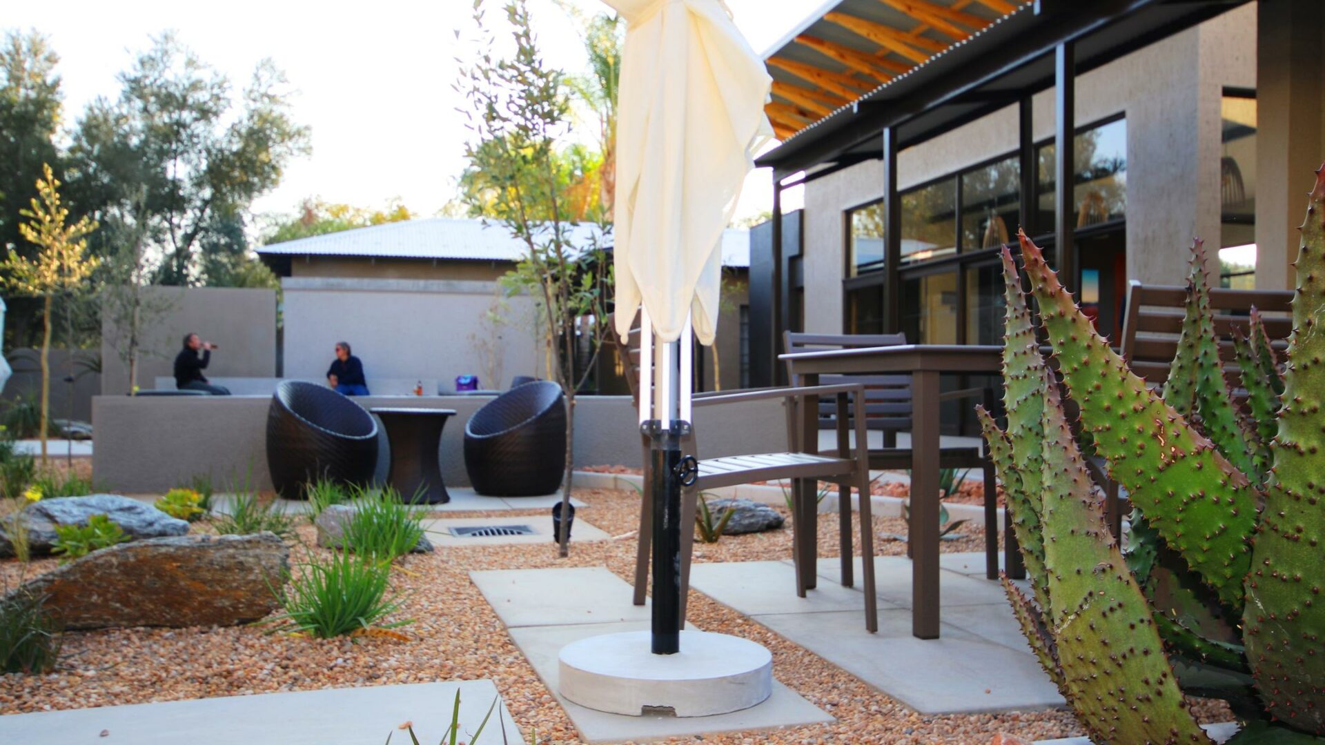 The Elegant Guest House | Windhoek | SAFARI FRANK